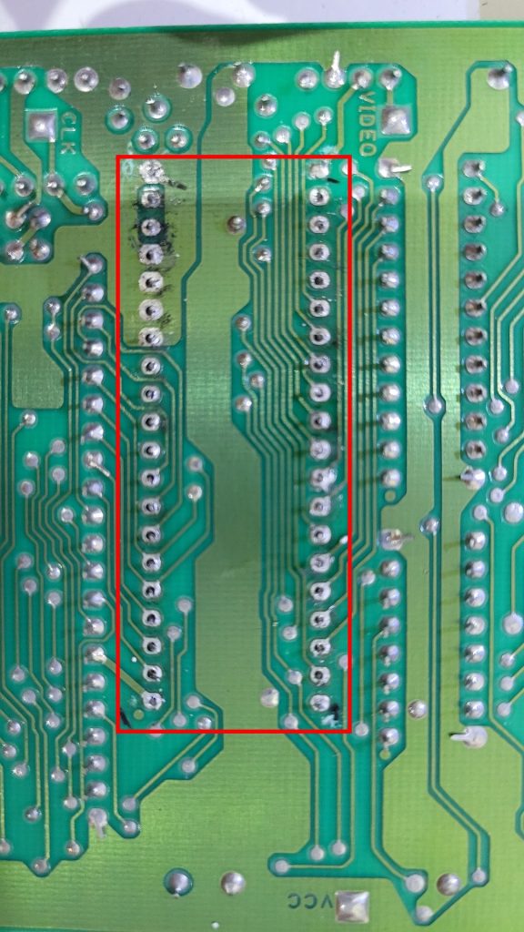 Famicom modded to output RGB signal with NesRGB